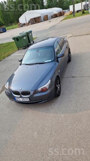Grey BMW 530 2008 in Riga, with an engine capacity of 3.00 L and mileage of 300 thousand km for 11990 €, photo 6 on AUTOMOTO.COM.LV