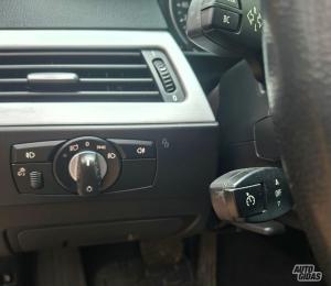 Grey BMW 530 2008 in Kaunas, with an engine capacity of 3.00 L and mileage of 320 thousand km for 4600 €, photo 16 on AUTOMOTO.COM.LV