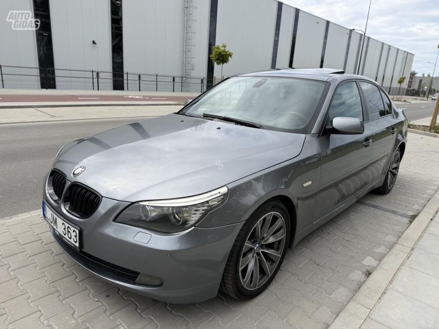 Grey BMW 530 2008 in Vilnius, with an engine capacity of 3.00 L and mileage of 289 thousand km for 4300 €, photo 5 on AUTOMOTO.COM.LV