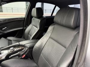 Grey BMW 530 2008 in Vilnius, with an engine capacity of 3.00 L and mileage of 289 thousand km for 4300 €, photo 16 on AUTOMOTO.COM.LV