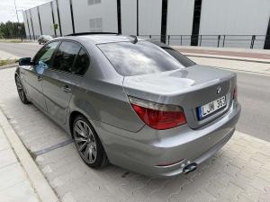 Grey BMW 530 2008 in Vilnius, with an engine capacity of 2.99 L and mileage of 289 thousand km for 4350 €, photo 11 on AUTOMOTO.COM.LV
