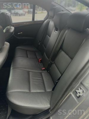 Grey BMW 530 2008 in Riga, with an engine capacity of 3.00 L and mileage of 307 thousand km for 5200 €, photo 14 on AUTOMOTO.COM.LV