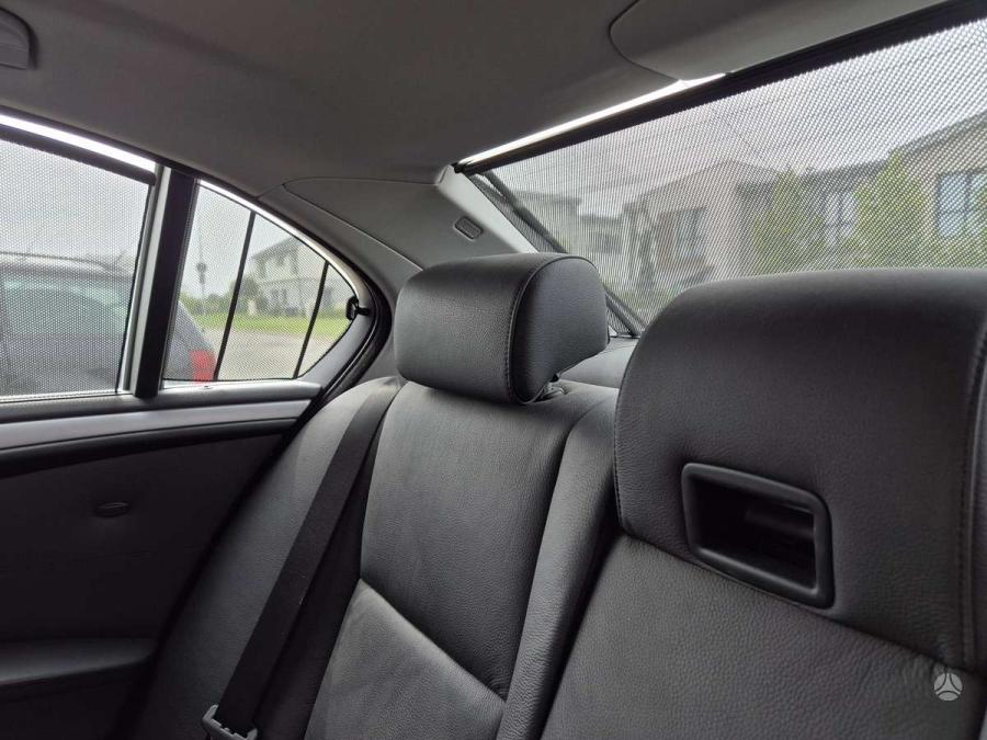 Pelēks BMW 530 2008 Viļņa, ar dzinēja tilpumu 2.99 L un nobraukumu 459 tūkst. km par 4750 €, foto 10 vietnē AUTOMOTO.COM.LV