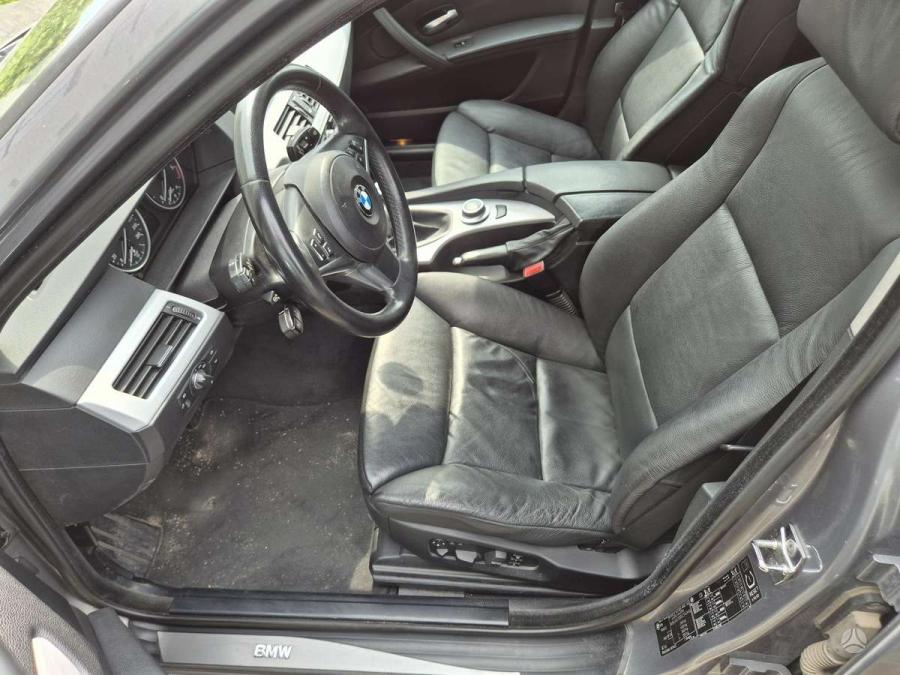Pelēks BMW 530 2008 Viļņa, ar dzinēja tilpumu 2.99 L un nobraukumu 459 tūkst. km par 4750 €, foto 17 vietnē AUTOMOTO.COM.LV
