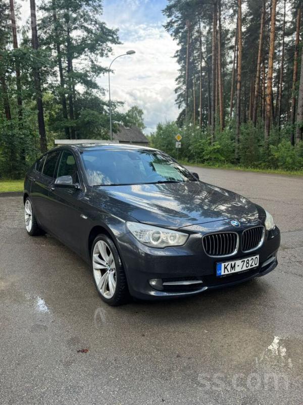 Pelēks BMW 530 2009 Jūrmala, ar dzinēja tilpumu 3.00 L un nobraukumu 344 tūkst. km par 10999 €, foto 1 vietnē AUTOMOTO.COM.LV