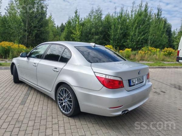 Grey BMW 530 2009 in Riga, with an engine capacity of 3.00 L and mileage of 343 thousand km for 5100 €, photo 6 on AUTOMOTO.COM.LV