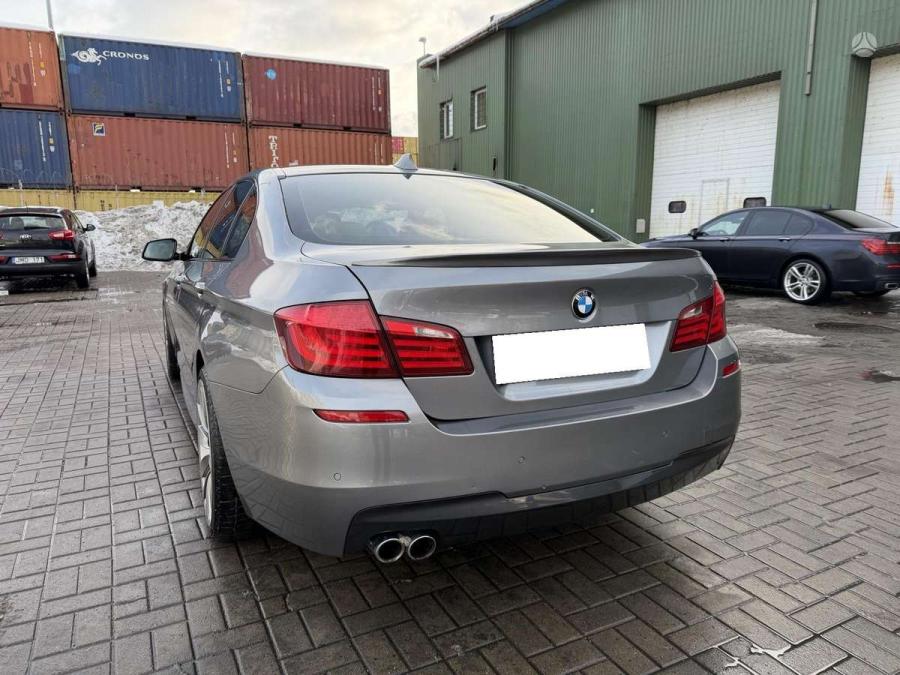 Pelēks BMW 530 2010 Klaipėda, ar dzinēja tilpumu 2.99 L un nobraukumu 174 tūkst. km par 13500 €, foto 4 vietnē AUTOMOTO.COM.LV