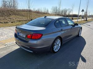 Grey BMW 530 2010 in Jelgava, with an engine capacity of 3.00 L and mileage of 330 thousand km for 8000 €, photo 6 on AUTOMOTO.COM.LV
