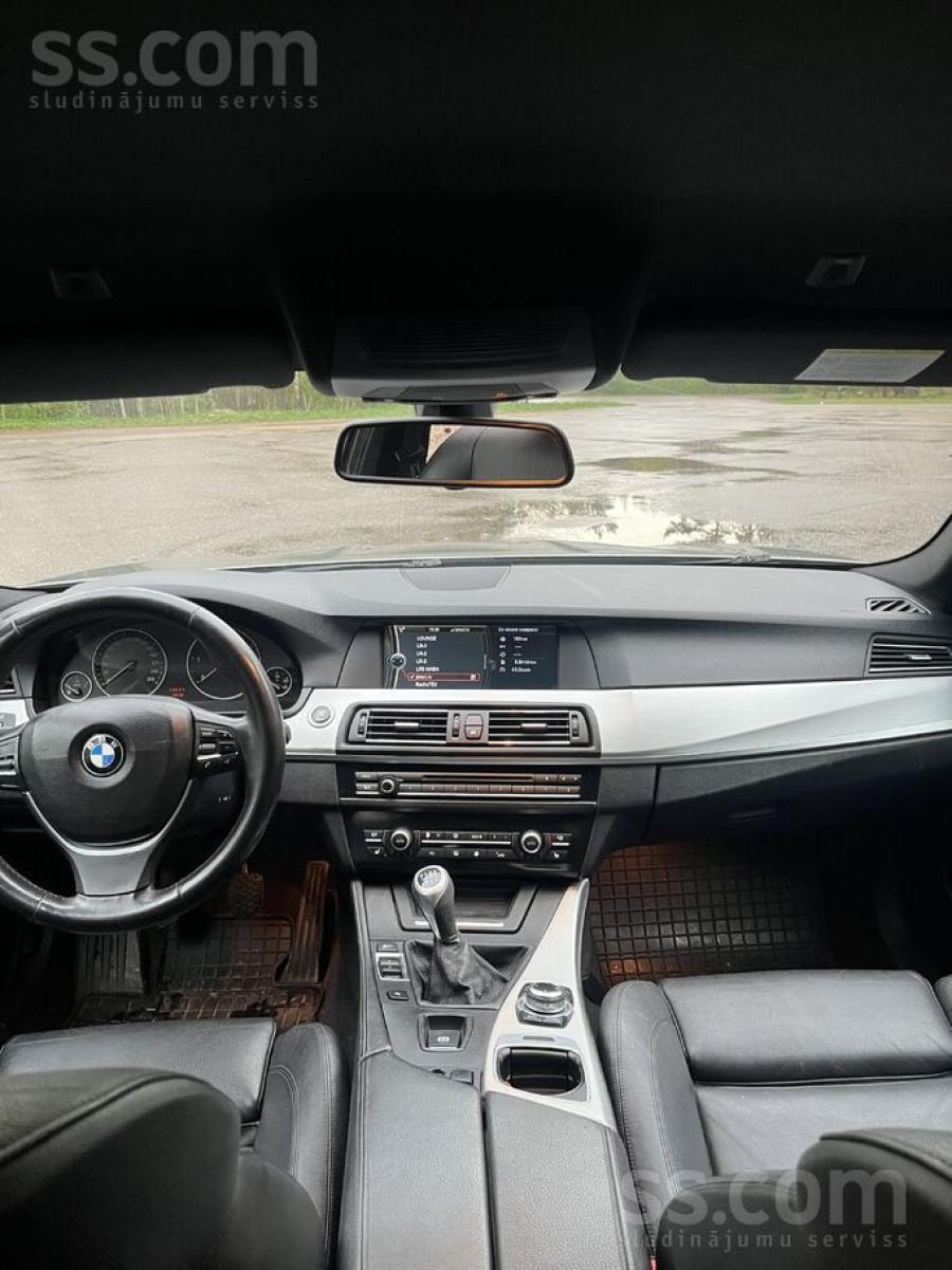 Grey BMW 530 2010 in Riga, with an engine capacity of 3.00 L and mileage of 258 thousand km for 6350 €, photo 6 on AUTOMOTO.COM.LV