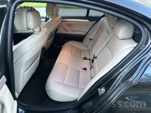 Серый БМВ 530 2010 в Даугавпилс, объемом двигателя 3.00 л и пробегом 275 тыс. км за 8550 €, фото 25 на AUTOMOTO.COM.LV
