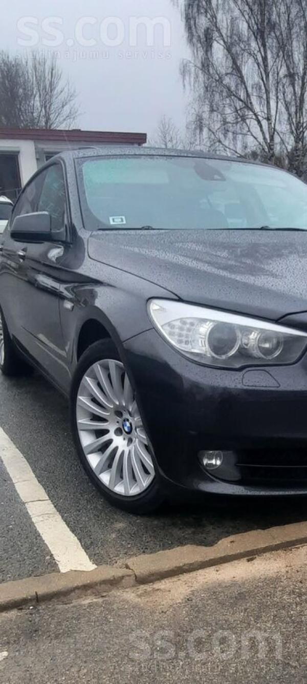 Grey BMW 530 2010 in Riga, with an engine capacity of 3.00 L and mileage of 290 thousand km for 11500 €, photo 7 on AUTOMOTO.COM.LV