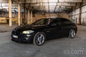 Pelēks BMW 530 2010 Daugavpils, ar dzinēja tilpumu 3.00 L un nobraukumu 380 tūkst. km par 10500 €, foto 4 vietnē AUTOMOTO.COM.LV