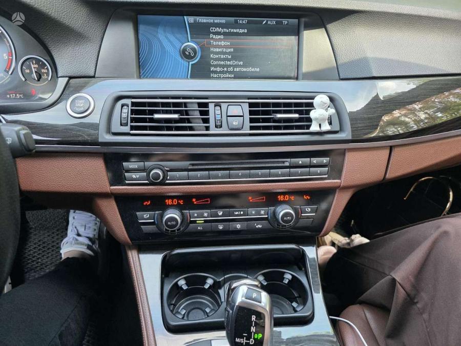 Grey BMW 530 2010 in Klaipeda, with an engine capacity of 2.99 L and mileage of 366 thousand km for 7500 €, photo 15 on AUTOMOTO.COM.LV