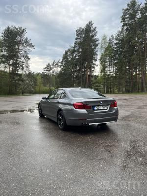 Pelēks BMW 530 2010 Rīga, ar dzinēja tilpumu 3.00 L un nobraukumu 260 tūkst. km par 6950 €, foto 5 vietnē AUTOMOTO.COM.LV