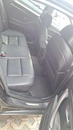 Pelēks BMW 530 2010 Viļņa, ar dzinēja tilpumu 2.99 L un nobraukumu 368 tūkst. km par 7800 €, foto 11 vietnē AUTOMOTO.COM.LV