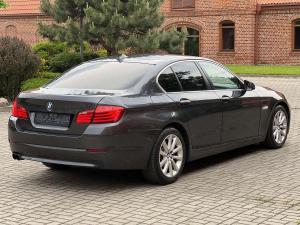 Grey BMW 530 2010 in Kaunas, with an engine capacity of 3.00 L and mileage of 340 thousand km for 8250 €, photo 8 on AUTOMOTO.COM.LV