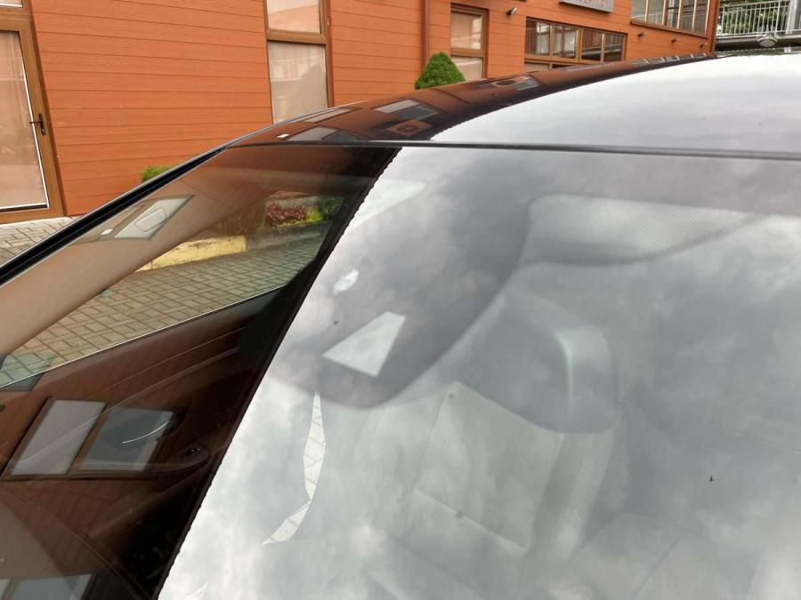 Grey BMW 530 2010 in Kaunas, with an engine capacity of 3.00 L and mileage of 340 thousand km for 8250 €, photo 15 on AUTOMOTO.COM.LV