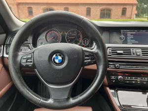 Grey BMW 530 2010 in Kaunas, with an engine capacity of 3.00 L and mileage of 340 thousand km for 8250 €, photo 16 on AUTOMOTO.COM.LV