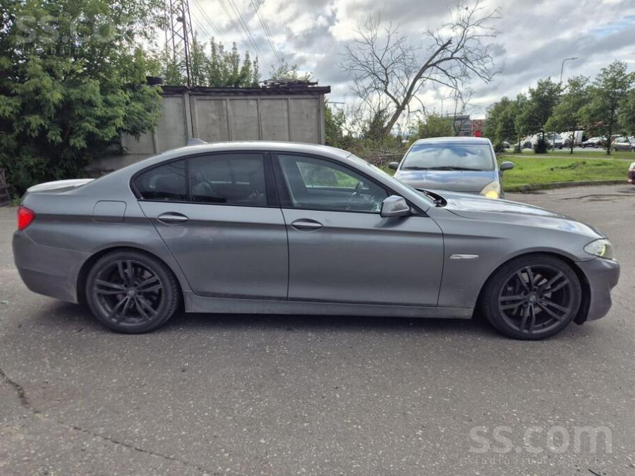 Pelēks BMW 530 2010 Rīga, ar dzinēja tilpumu 3.00 L un nobraukumu 261 tūkst. km par 6990 €, foto 6 vietnē AUTOMOTO.COM.LV
