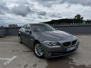 Pelēks BMW 530 2010 Viļņa, ar dzinēja tilpumu 3.00 L un nobraukumu 316 tūkst. km par 6500 €, foto 3 vietnē AUTOMOTO.COM.LV