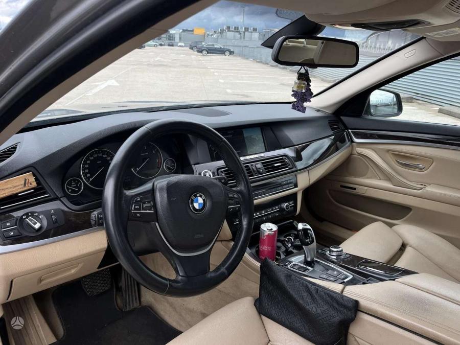 Pelēks BMW 530 2010 Viļņa, ar dzinēja tilpumu 3.00 L un nobraukumu 316 tūkst. km par 6500 €, foto 7 vietnē AUTOMOTO.COM.LV