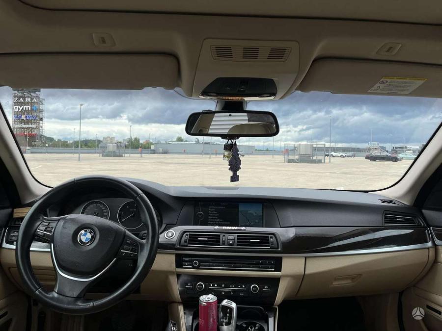 Pelēks BMW 530 2010 Viļņa, ar dzinēja tilpumu 3.00 L un nobraukumu 316 tūkst. km par 6500 €, foto 9 vietnē AUTOMOTO.COM.LV