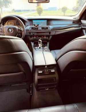 Pelēks BMW 530 2010 Viļņa, ar dzinēja tilpumu 2.99 L un nobraukumu 360 tūkst. km par 6500 €, foto 8 vietnē AUTOMOTO.COM.LV