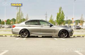 Grey BMW 530 2010 in Riga, with an engine capacity of 3.00 L and mileage of 261 thousand km for 6990 €, photo 10 on AUTOMOTO.COM.LV