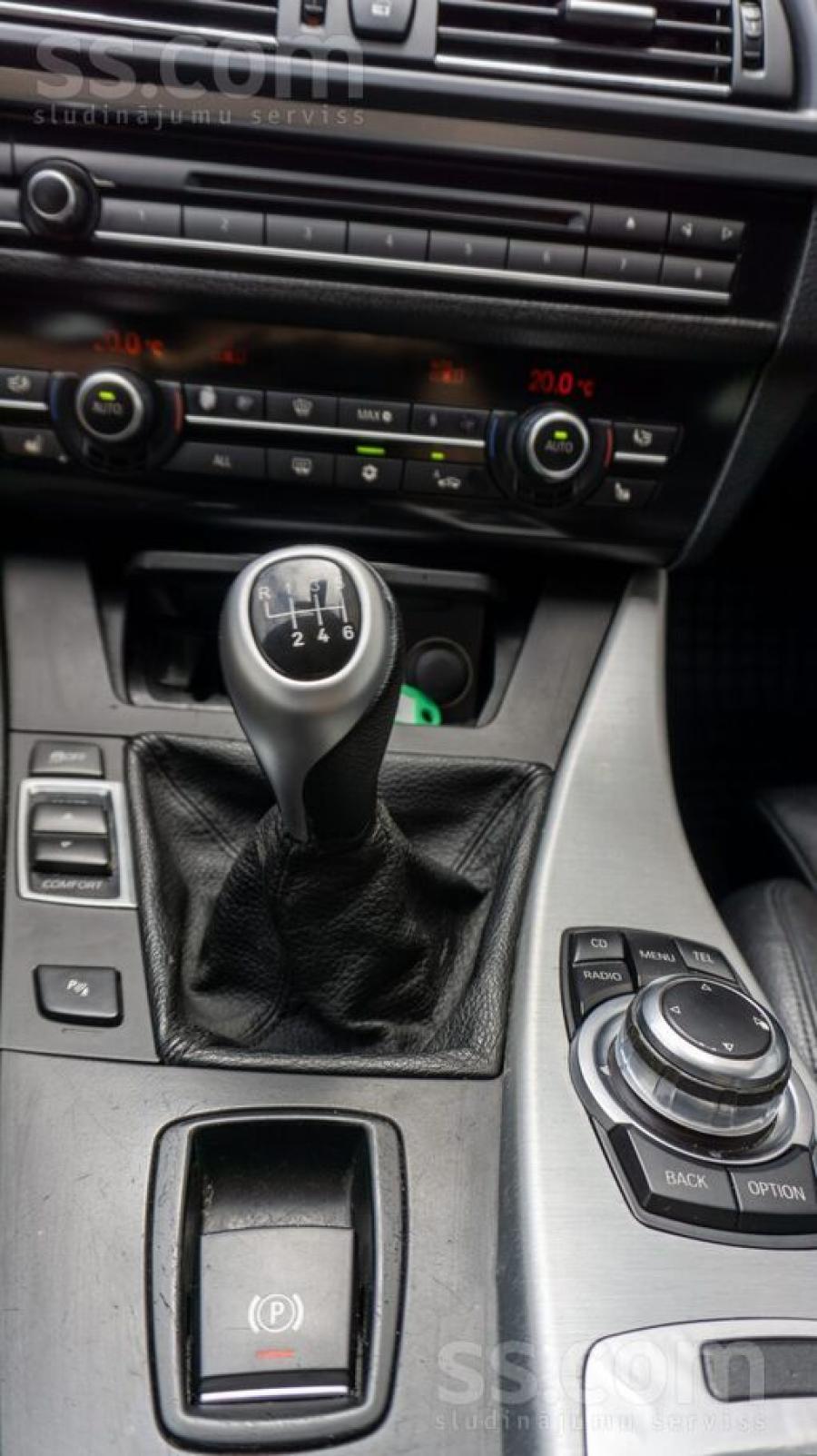 Grey BMW 530 2010 in Riga, with an engine capacity of 3.00 L and mileage of 261 thousand km for 6990 €, photo 16 on AUTOMOTO.COM.LV