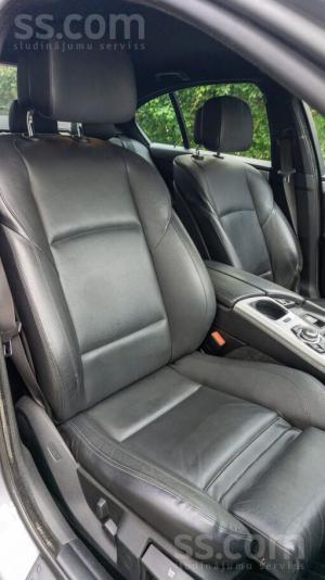 Grey BMW 530 2010 in Riga, with an engine capacity of 3.00 L and mileage of 261 thousand km for 6990 €, photo 26 on AUTOMOTO.COM.LV