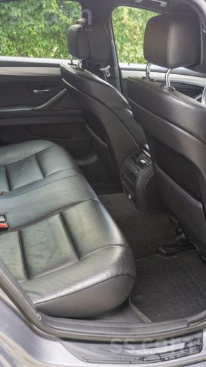 Grey BMW 530 2010 in Riga, with an engine capacity of 3.00 L and mileage of 261 thousand km for 6990 €, photo 27 on AUTOMOTO.COM.LV