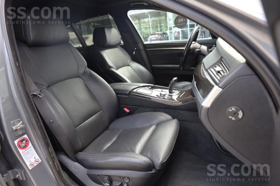 Pelēks BMW 530 2010 Rīga, ar dzinēja tilpumu 3.00 L un nobraukumu 420 tūkst. km par 8495 €, foto 17 vietnē AUTOMOTO.COM.LV