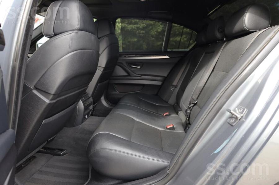 Pelēks BMW 530 2010 Rīga, ar dzinēja tilpumu 3.00 L un nobraukumu 420 tūkst. km par 8495 €, foto 18 vietnē AUTOMOTO.COM.LV