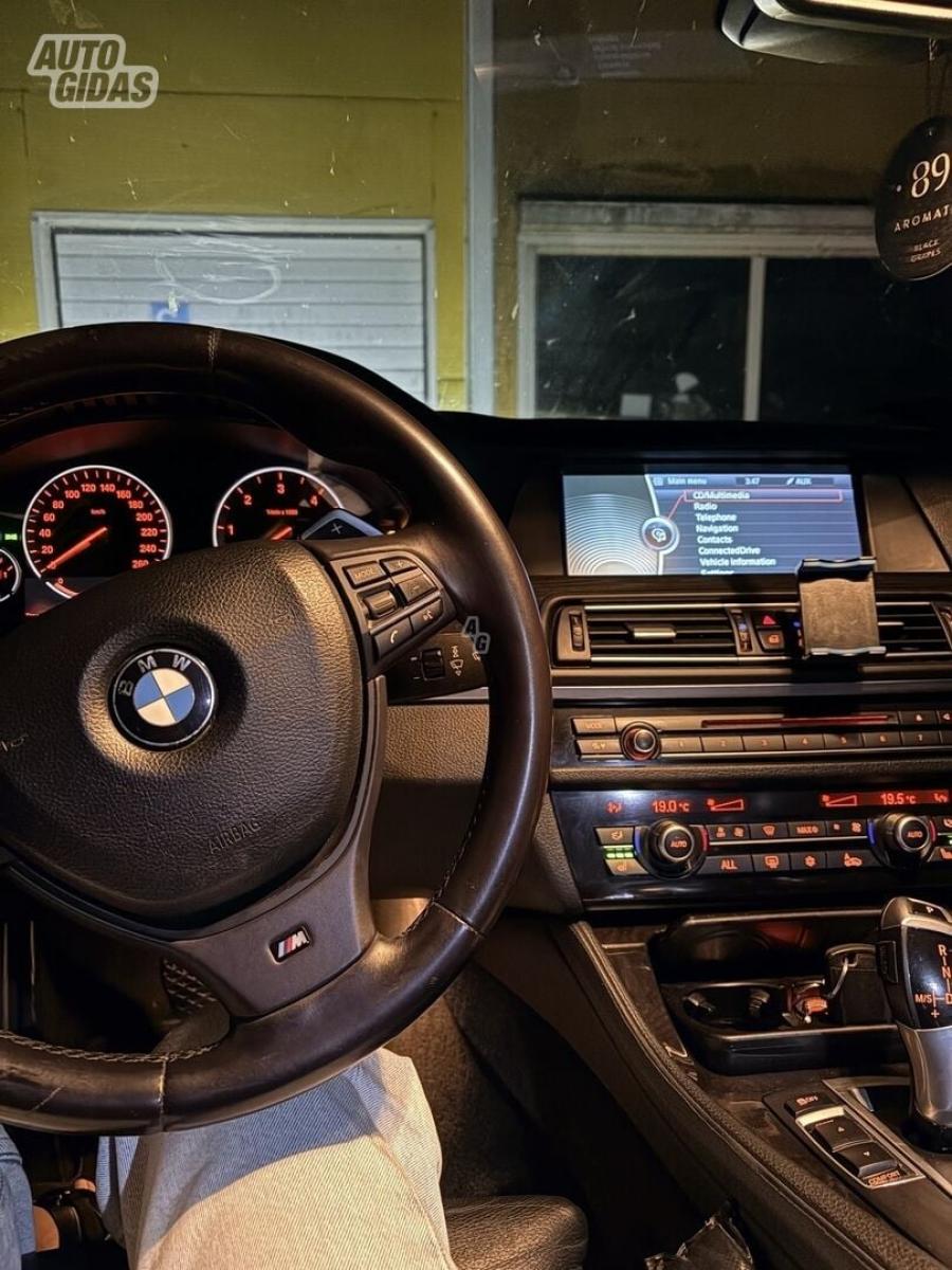 Pelēks BMW 530 2010 Kaišiadorys, ar dzinēja tilpumu 3.00 L un nobraukumu 355 tūkst. km par 12000 €, foto 12 vietnē AUTOMOTO.COM.LV