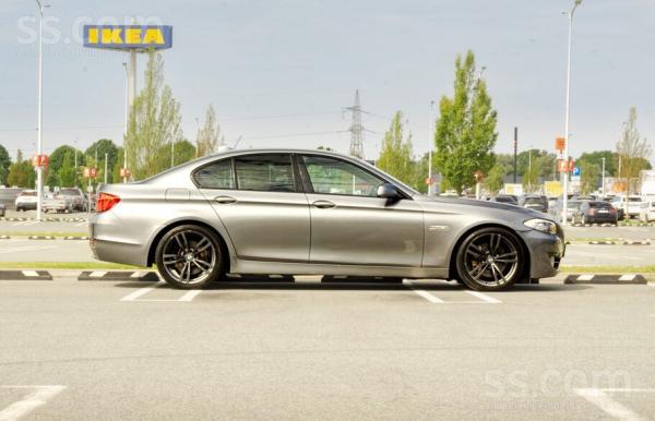 Grey BMW 530 2010 in Riga, with an engine capacity of 3.00 L and mileage of 261 thousand km for 6190 €, photo 9 on AUTOMOTO.COM.LV