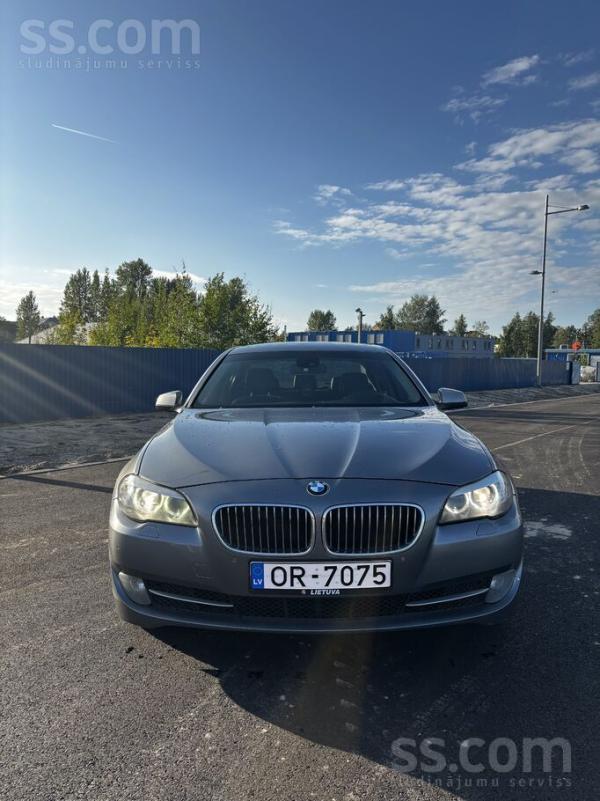 Pelēks BMW 530 2010 Rīga, ar dzinēja tilpumu 3.00 L un nobraukumu 387 tūkst. km par 7400 €, foto 3 vietnē AUTOMOTO.COM.LV