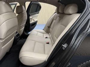 Grey BMW 530 2010 in Marijampole, with an engine capacity of 2.99 L and mileage of 270 thousand km for 10900 €, photo 18 on AUTOMOTO.COM.LV