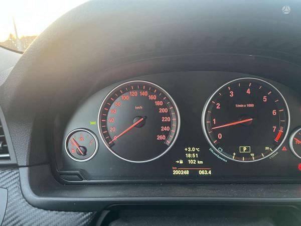 Pelēks BMW 530 2010 Gargždai, ar dzinēja tilpumu 3.00 L un nobraukumu 203 tūkst. km par 5005 €, foto 10 vietnē AUTOMOTO.COM.LV
