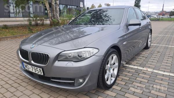 Grey BMW 530 2010 in Riga, with an engine capacity of 3.00 L and mileage of 335 thousand km for 9500 €, photo 3 on AUTOMOTO.COM.LV