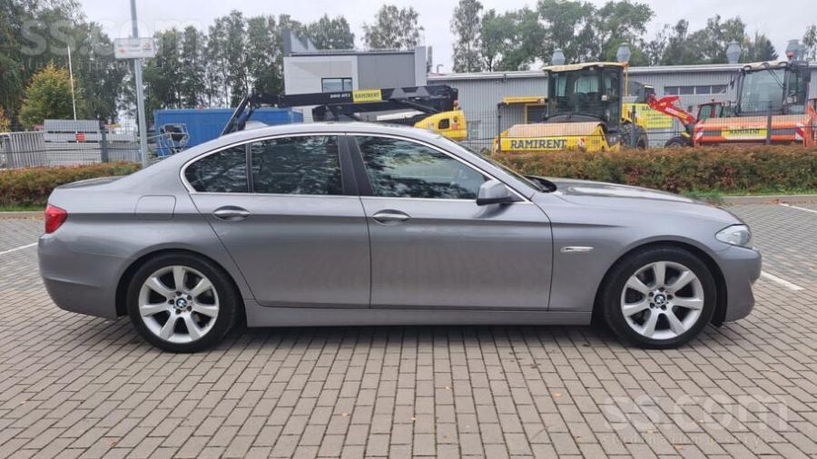 Pelēks BMW 530 2010 Rīga, ar dzinēja tilpumu 3.00 L un nobraukumu 335 tūkst. km par 9500 €, foto 10 vietnē AUTOMOTO.COM.LV