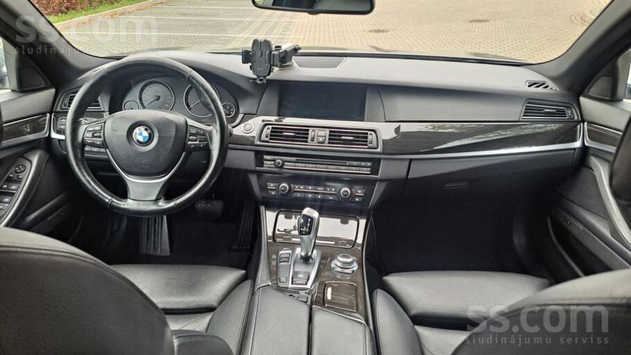 Pelēks BMW 530 2010 Rīga, ar dzinēja tilpumu 3.00 L un nobraukumu 335 tūkst. km par 9500 €, foto 11 vietnē AUTOMOTO.COM.LV