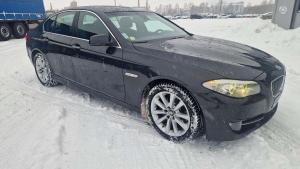 Pelēks BMW 530 2011 Panevēža, ar dzinēja tilpumu 2.99 L un nobraukumu 328 tūkst. km par 7400 €, foto  vietnē AUTOMOTO.COM.LV