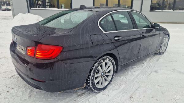 Grey BMW 530 2011 in Panevezys, with an engine capacity of 2.99 L and mileage of 328 thousand km for 7400 €, photo 5 on AUTOMOTO.COM.LV