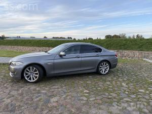 Grey BMW 530 2011 in Riga, with an engine capacity of 3.00 L and mileage of 274 thousand km for 10900 €, photo 7 on AUTOMOTO.COM.LV