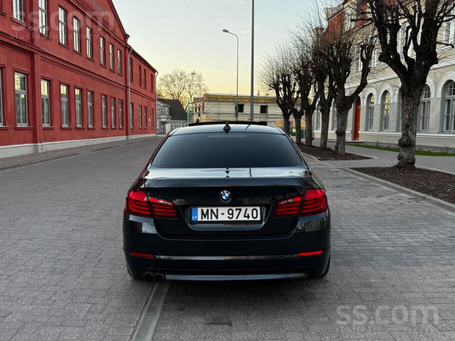 Pelēks BMW 530 2011 Kuldīga, ar dzinēja tilpumu 3.00 L un nobraukumu 324 tūkst. km par 10700 €, foto 7 vietnē AUTOMOTO.COM.LV
