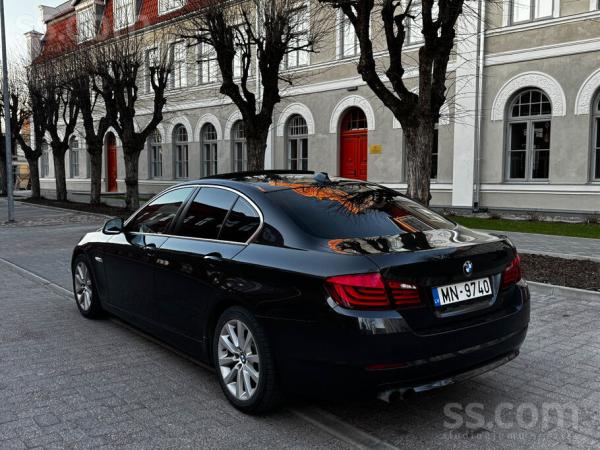Grey BMW 530 2011 in Kuldiga, with an engine capacity of 3.00 L and mileage of 324 thousand km for 10700 €, photo 7 on AUTOMOTO.COM.LV