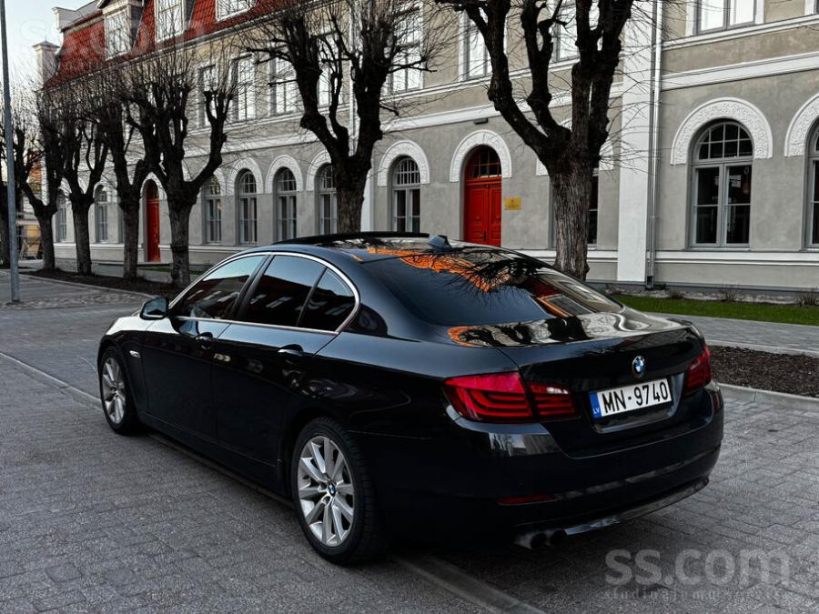 Pelēks BMW 530 2011 Kuldīga, ar dzinēja tilpumu 3.00 L un nobraukumu 324 tūkst. km par 10700 €, foto 8 vietnē AUTOMOTO.COM.LV