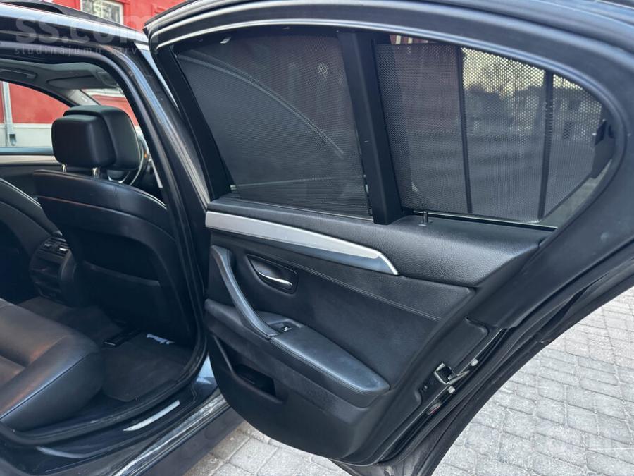 Pelēks BMW 530 2011 Kuldīga, ar dzinēja tilpumu 3.00 L un nobraukumu 324 tūkst. km par 10700 €, foto 14 vietnē AUTOMOTO.COM.LV