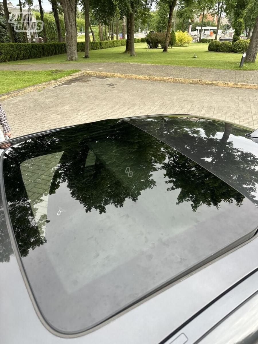 Grey BMW 530 2011 in Marijampole, with an engine capacity of 3.00 L and mileage of 369 thousand km for 12800 €, photo 10 on AUTOMOTO.COM.LV