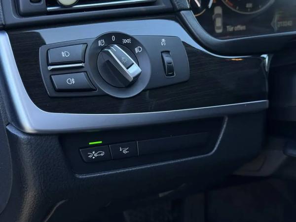 Grey BMW 530 2011 in Jurmala, with an engine capacity of 3.00 L and mileage of 213 thousand km for 8790 €, photo 9 on AUTOMOTO.COM.LV